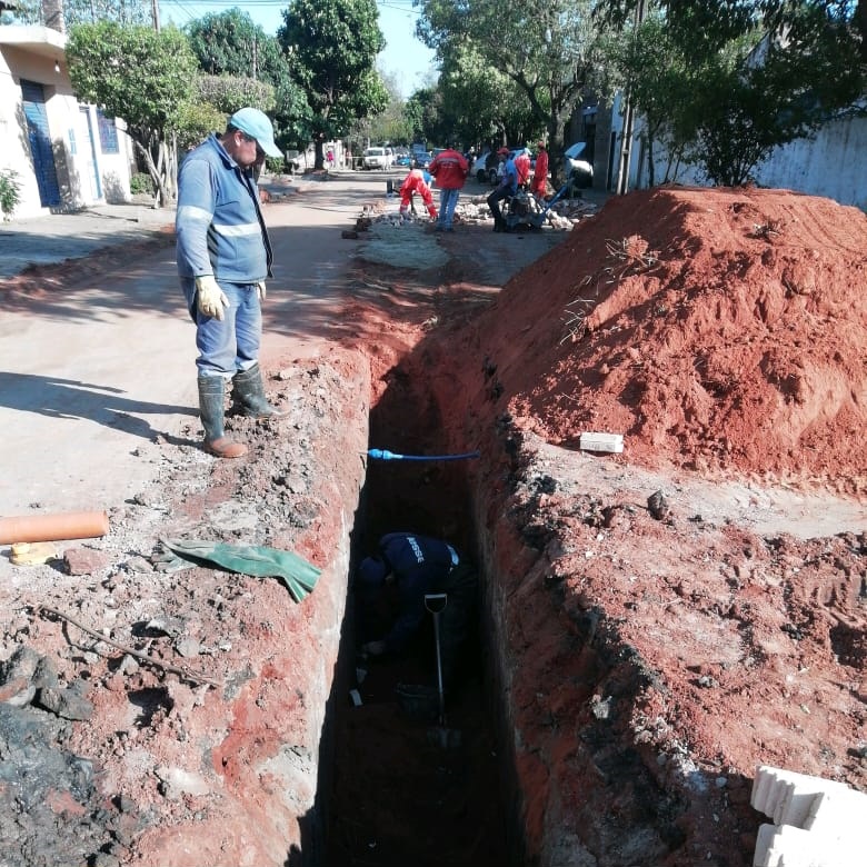 ESSAP | Luque tendrá 800 metros de cañerías nuevas en su red cloacal
